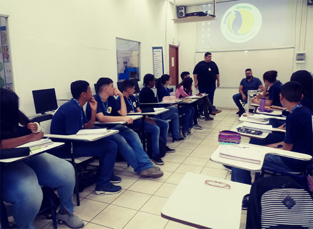 Escola do Legislativo de Taboão leva palestra para jovens do Projeto ...